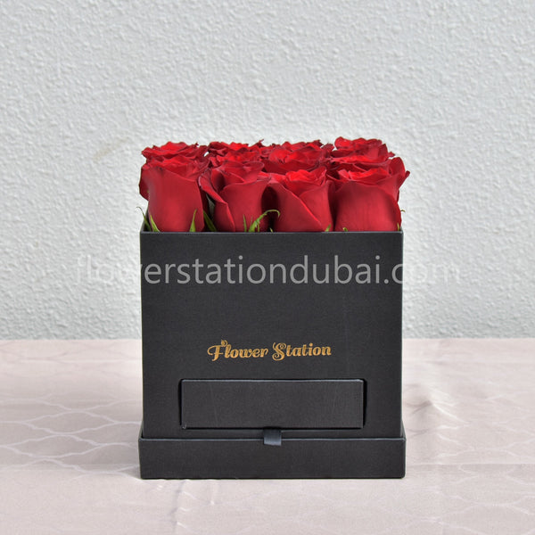 Red Rose Flower Box | Rose Box | Flower Box Delivery in Dubai | Flower ...